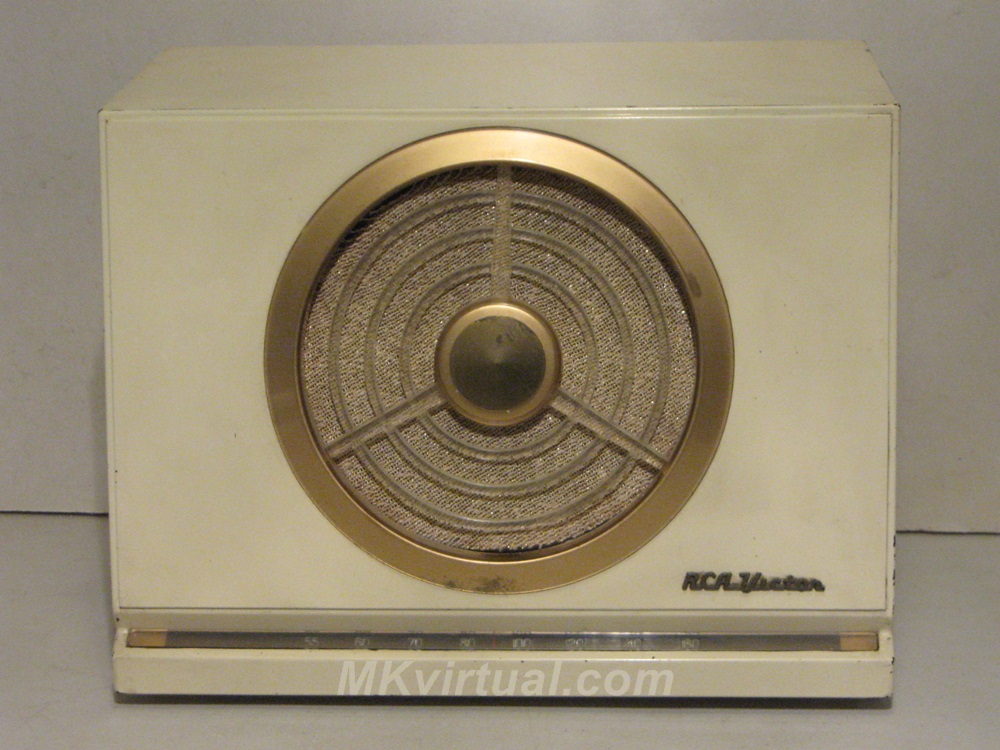 RCA 9-X-562 tubes AM table radio